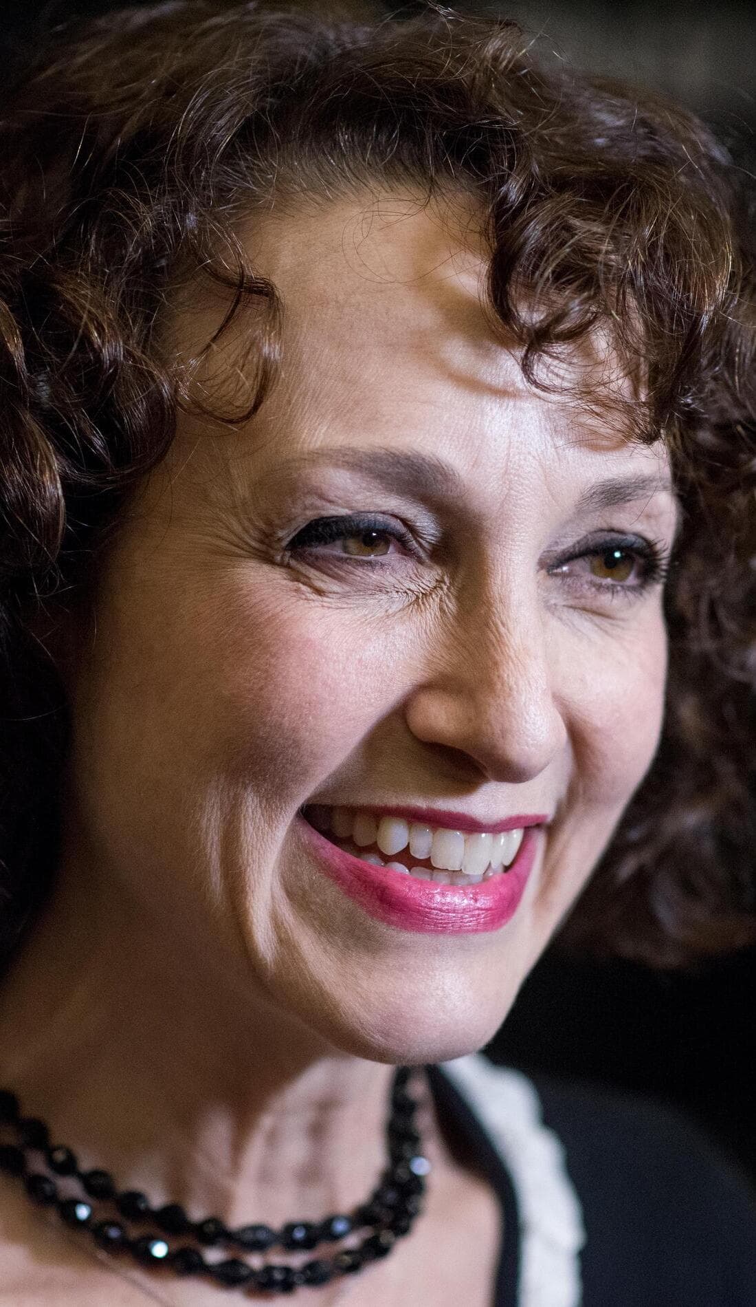 Bebe Neuwirth Tickets, 2024 Showtimes & Locations | SeatGeek