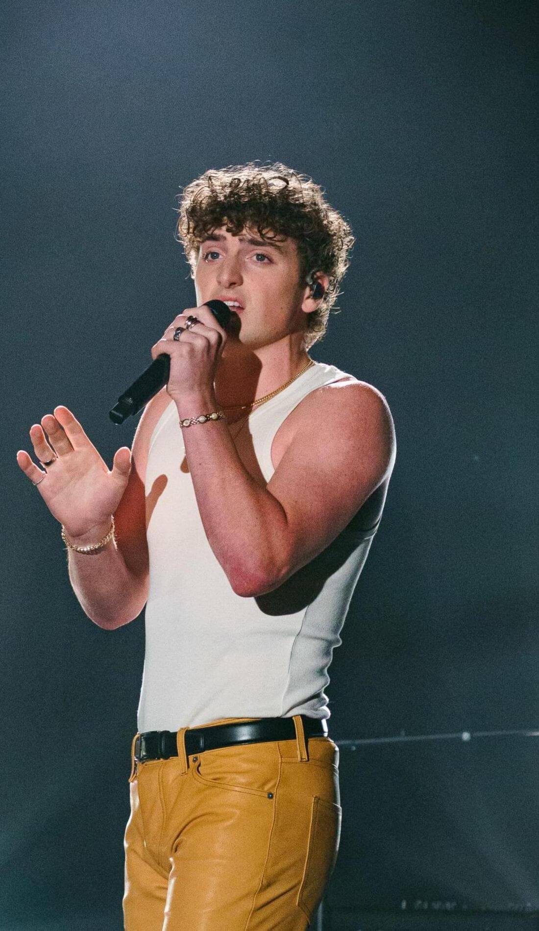 Benson Boone Tickets Montreal (MTELUS) - Apr 6, 2024 at 8:00pm | SeatGeek