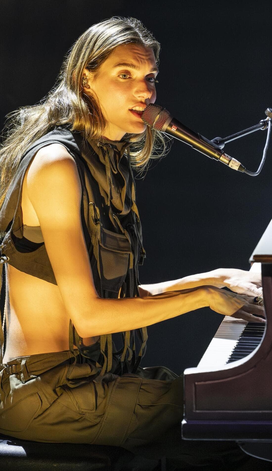 Charlotte Cardin Tickets & Concert Tour Dates 2024 | SeatGeek