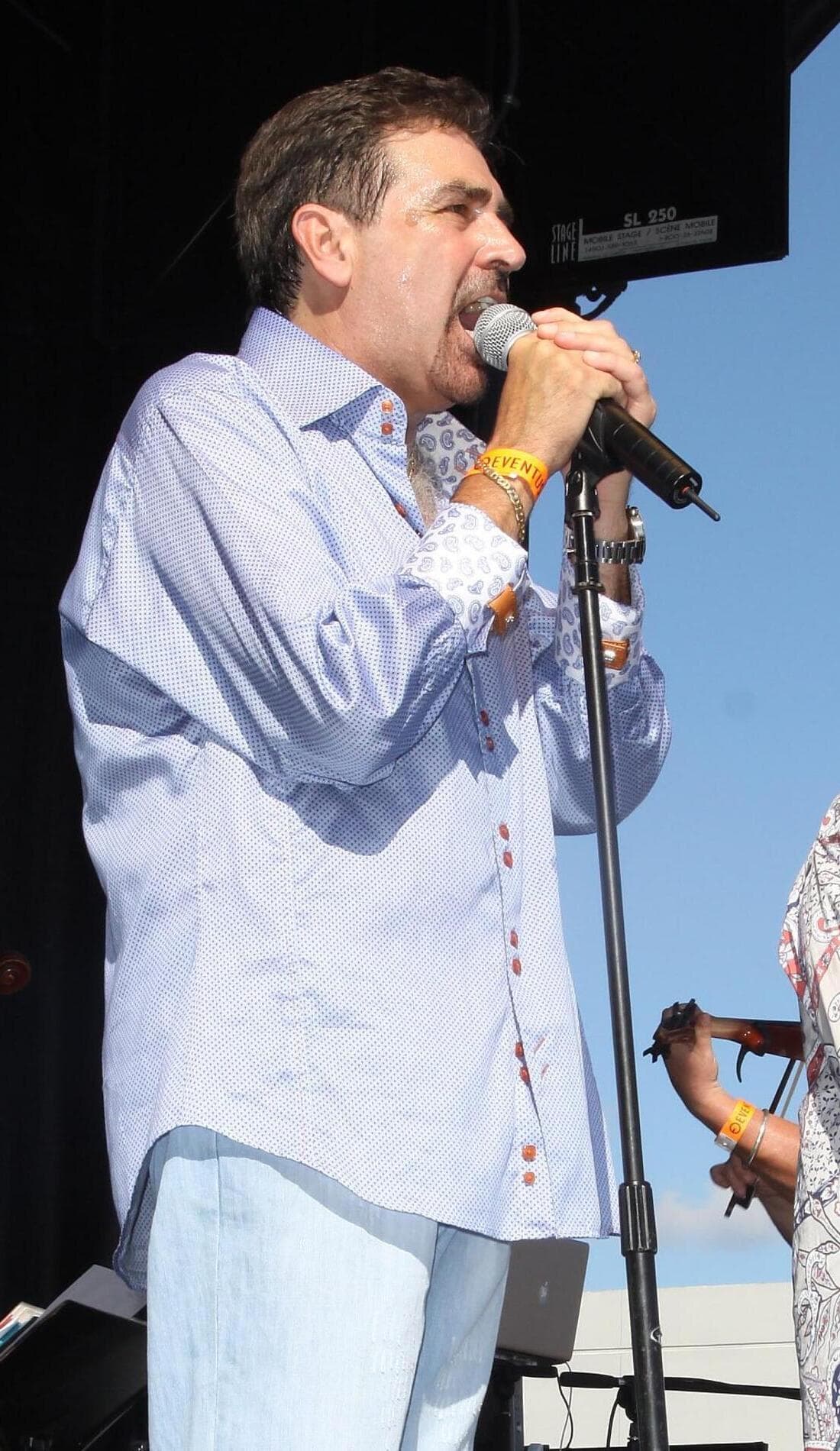 Hansel Y Raul Tickets, 2024 Concert Tour Dates | SeatGeek