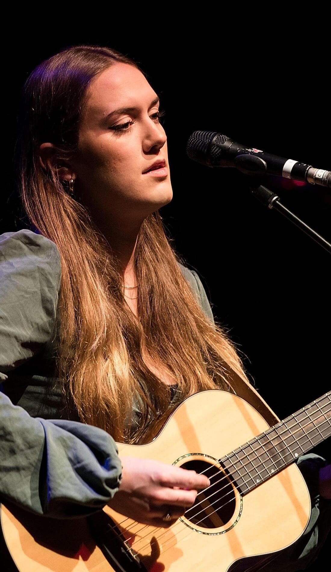 Lilly Winwood Concert Tickets, 2024 Tour Dates & Locations | SeatGeek