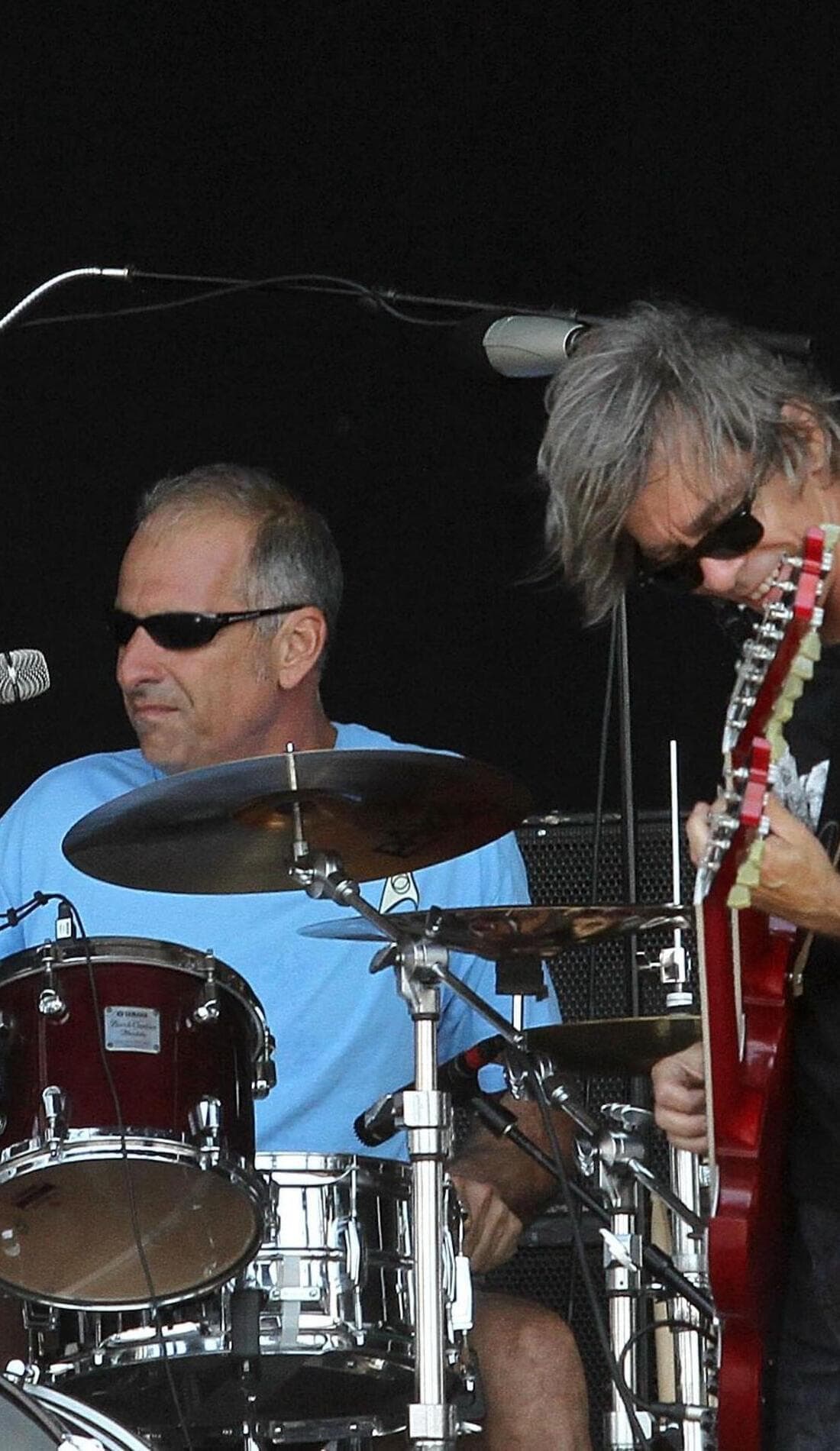 Tim Reynolds & TR3 Tickets & Concert Tour Dates 2024 | SeatGeek